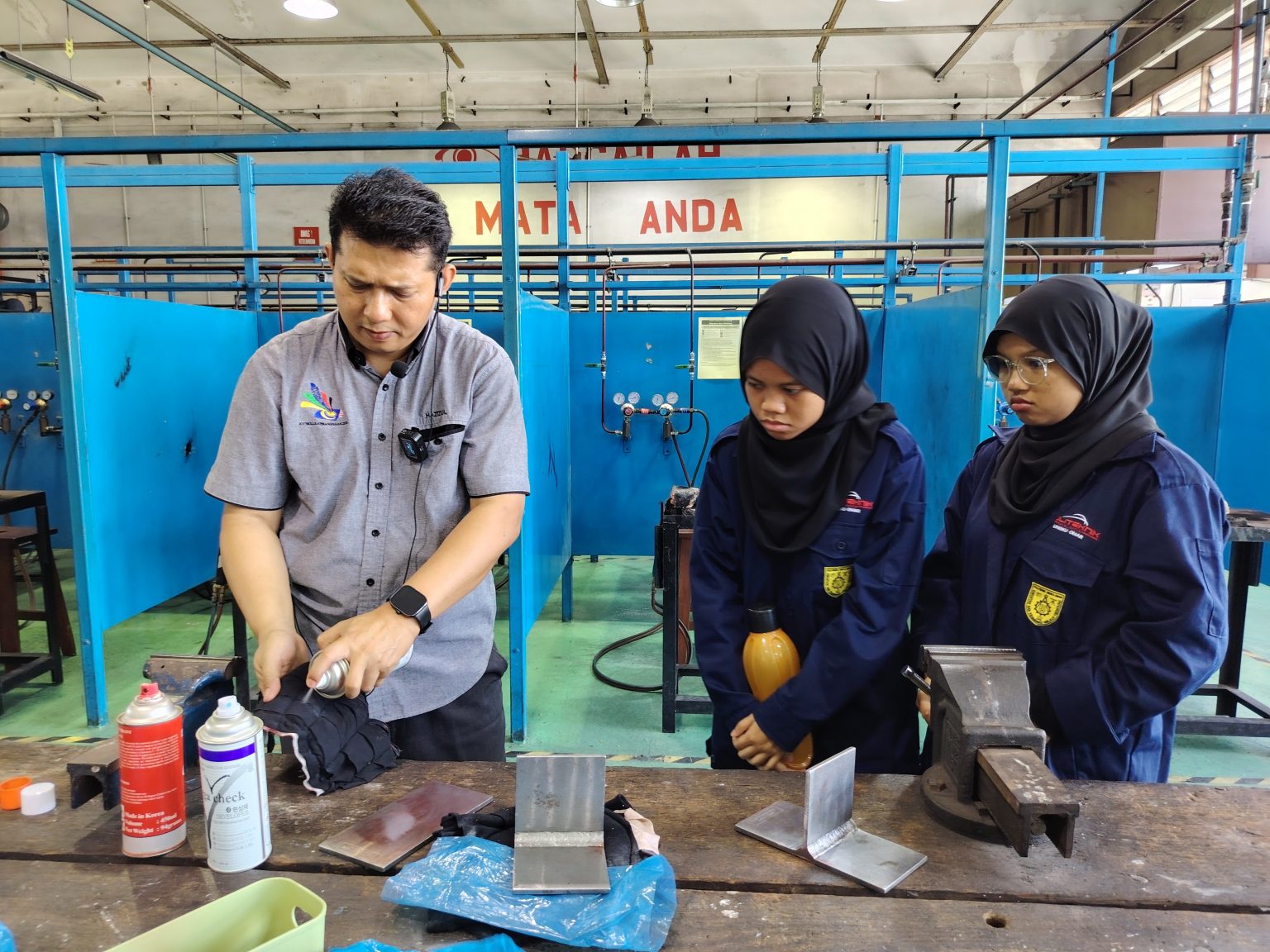 Appreciation Dye Penetrant Testing - Weldmart